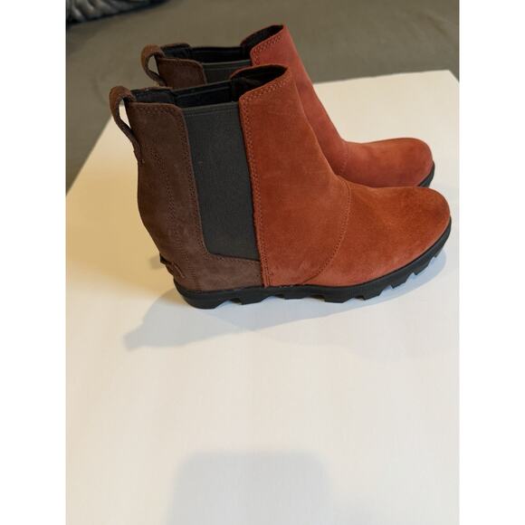 Sorel | Shoes | Sorel Out N About Chelsea Boots Womens 75 Waterproof ...